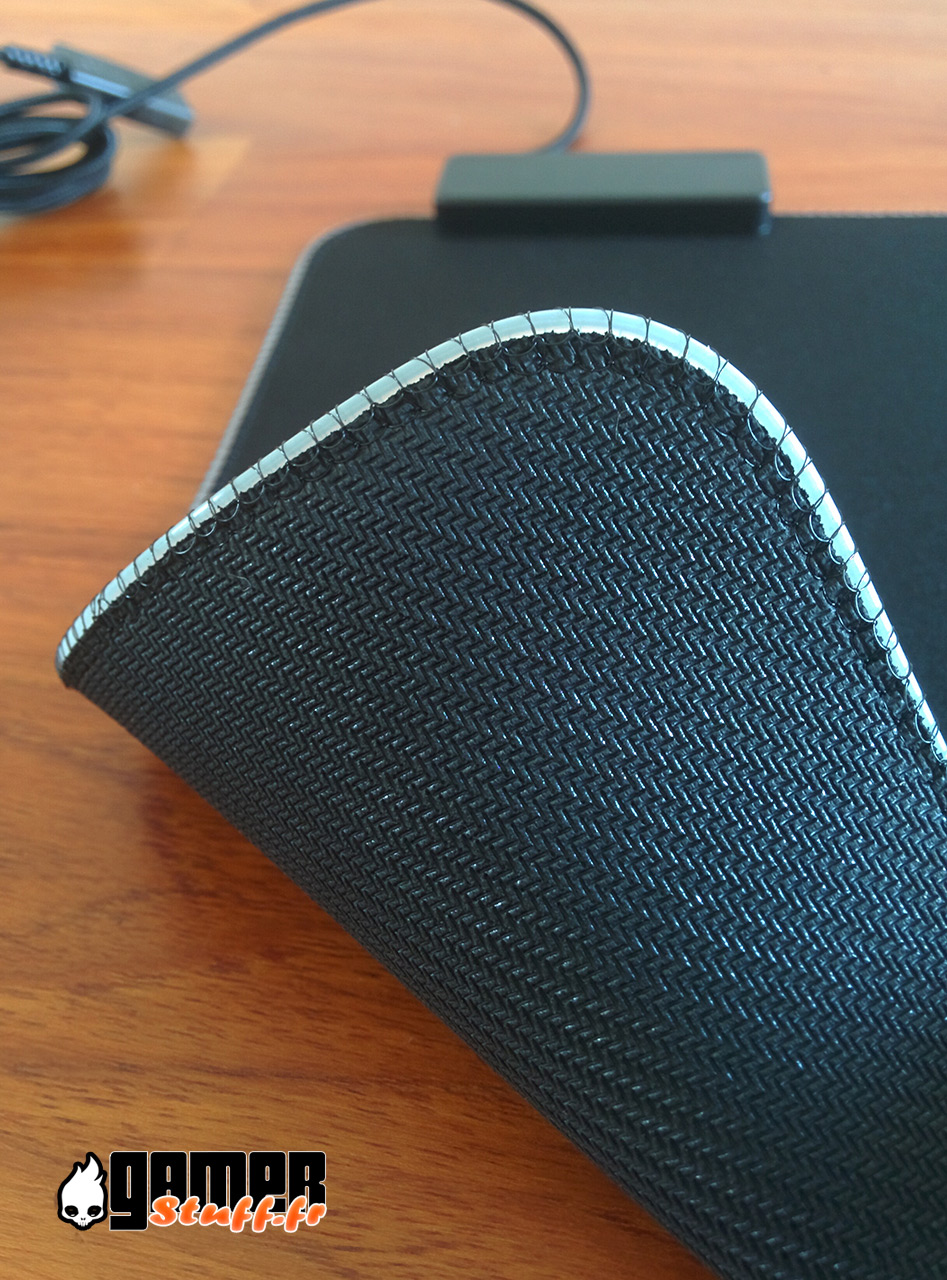 Test Razer Goliathus Chroma – Tapis de souris gamer - GamerStuff